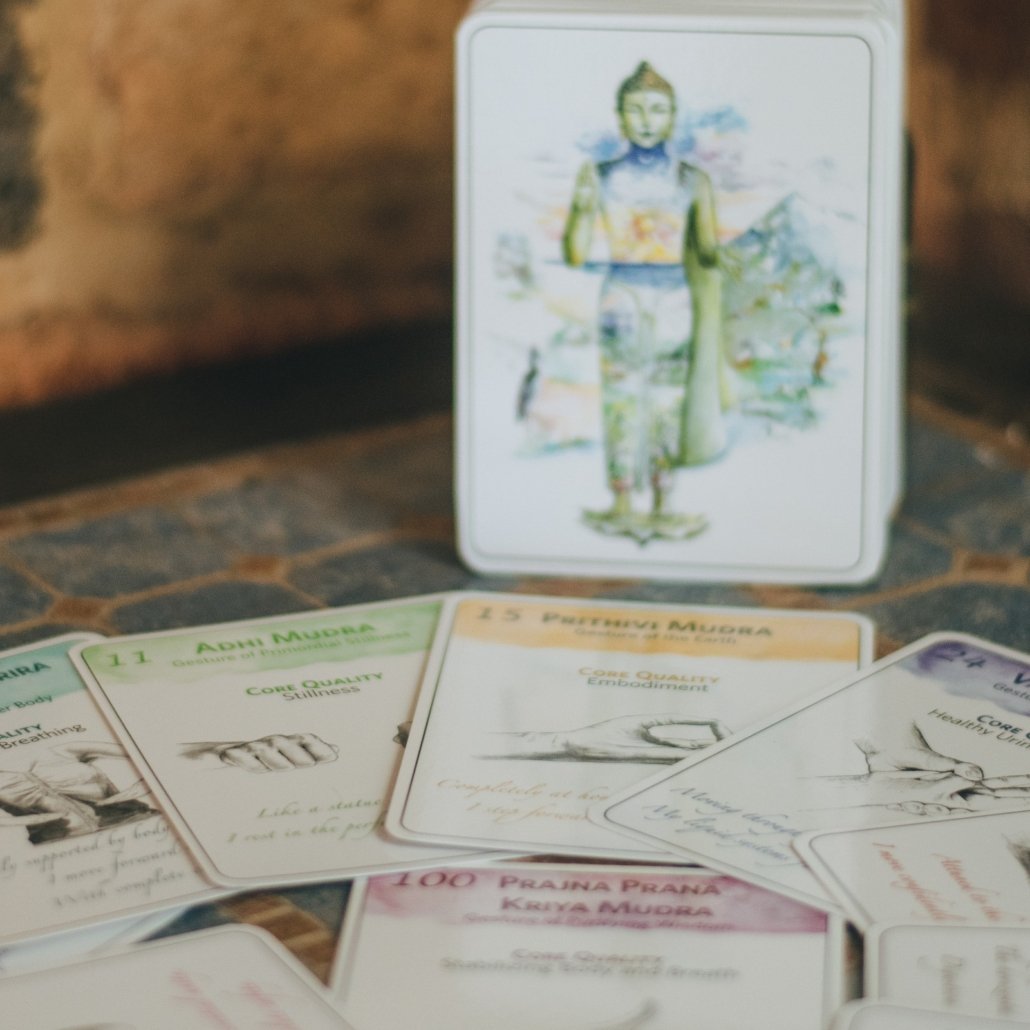 Mudra Card Deck – Integrative Yoga Therapy